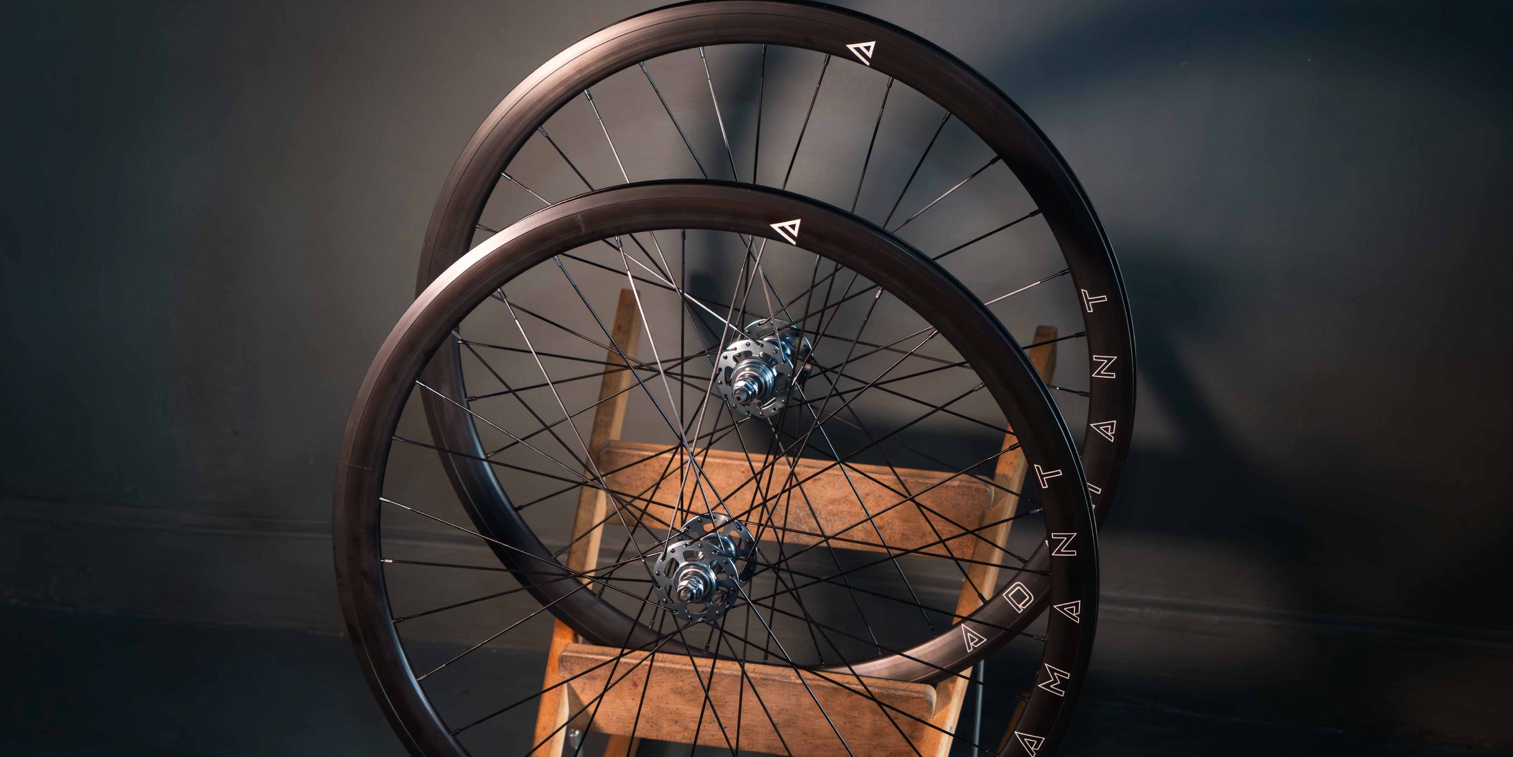 FISHTAIL CYCLERY - Fixed Gear Bikes