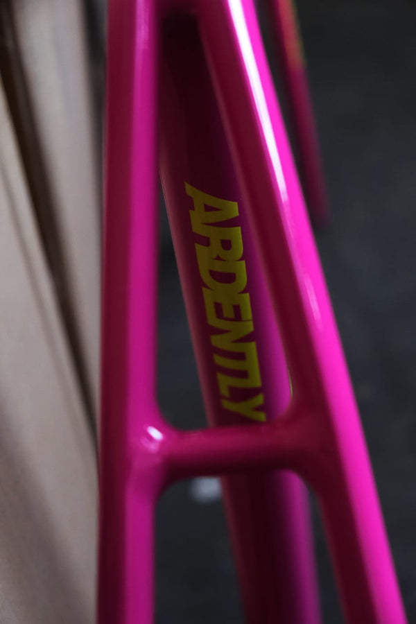 ARDENTLY Arena Pista Frameset – FISHTAIL CYCLERY