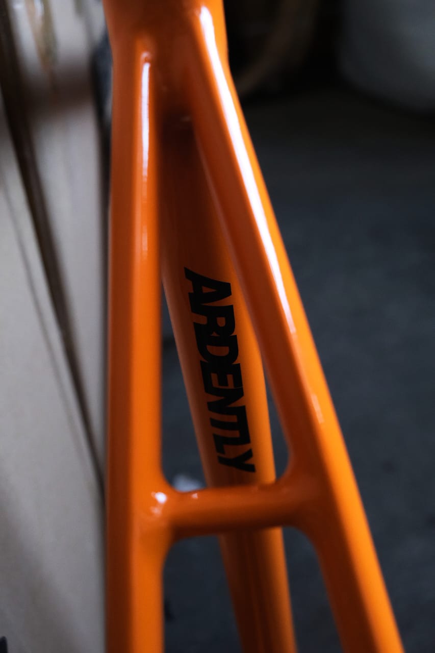 ARDENTLY Arena Pista Frameset – FISHTAIL CYCLERY